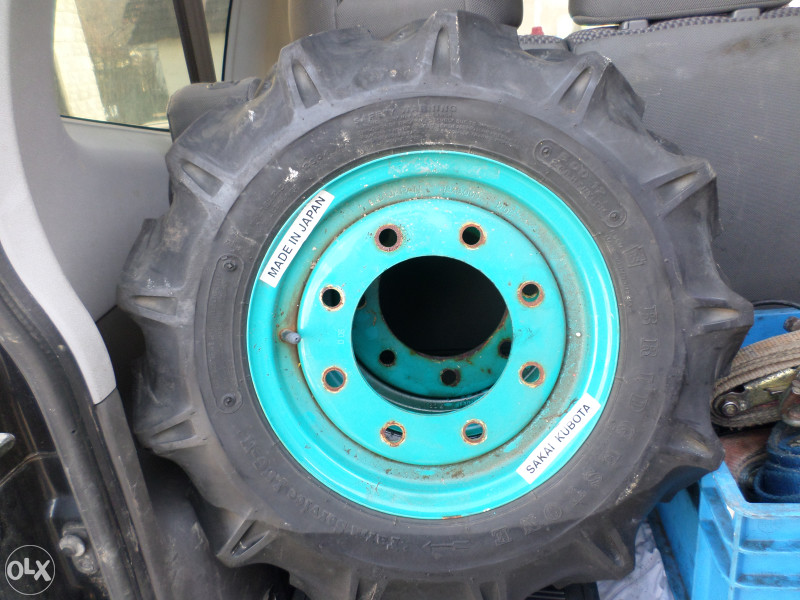 Traktorske gume 5.00-12 - Gume i felge za traktore - OLX.ba