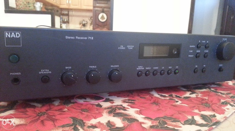 NAD 712 Receiver - High End Audio Amplifier - A/V i Stereo prijemnici ...