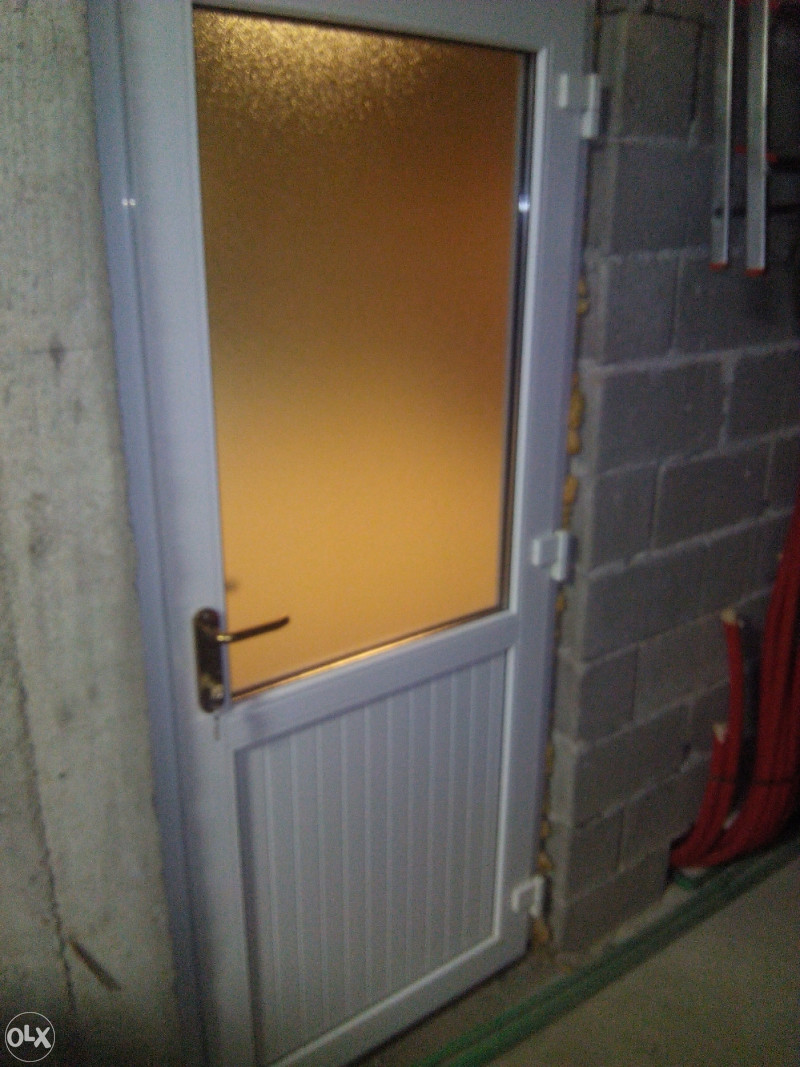 Salamander PVC vrata 205x90 cm polovna - Vrata - OLX.ba